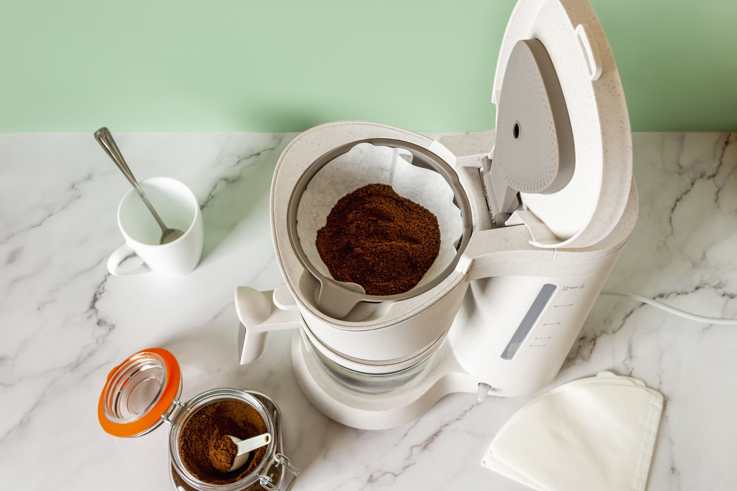 Best White Coffee Makers For Your Kitchen - Coffee Lovers Guide
