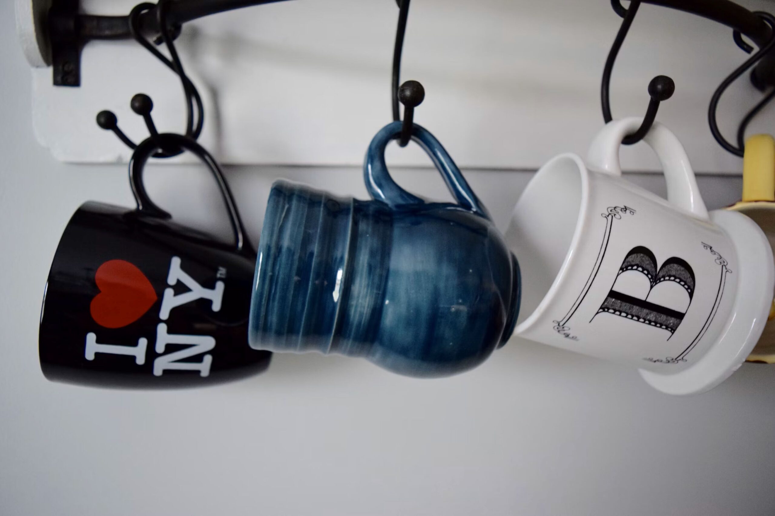 Best Coffee Mug Holder for a Clutter-Free Home - Coffee Lovers Guide